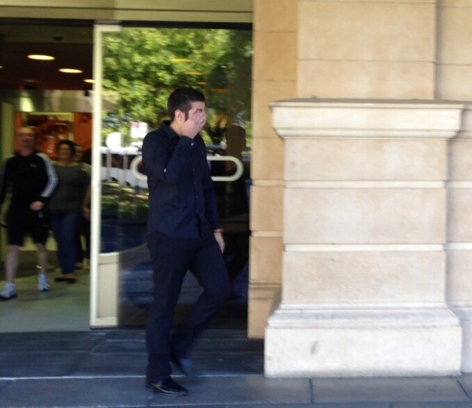 Fake wedding guest walks free - ABC News