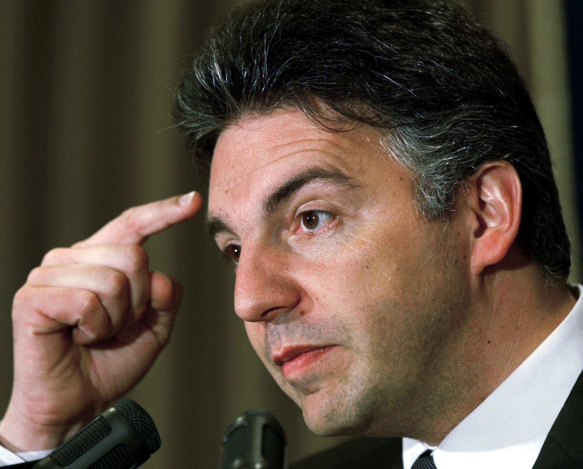 Former secretary-general Michel Zen Ruffinen asked to stand for FIFA ...