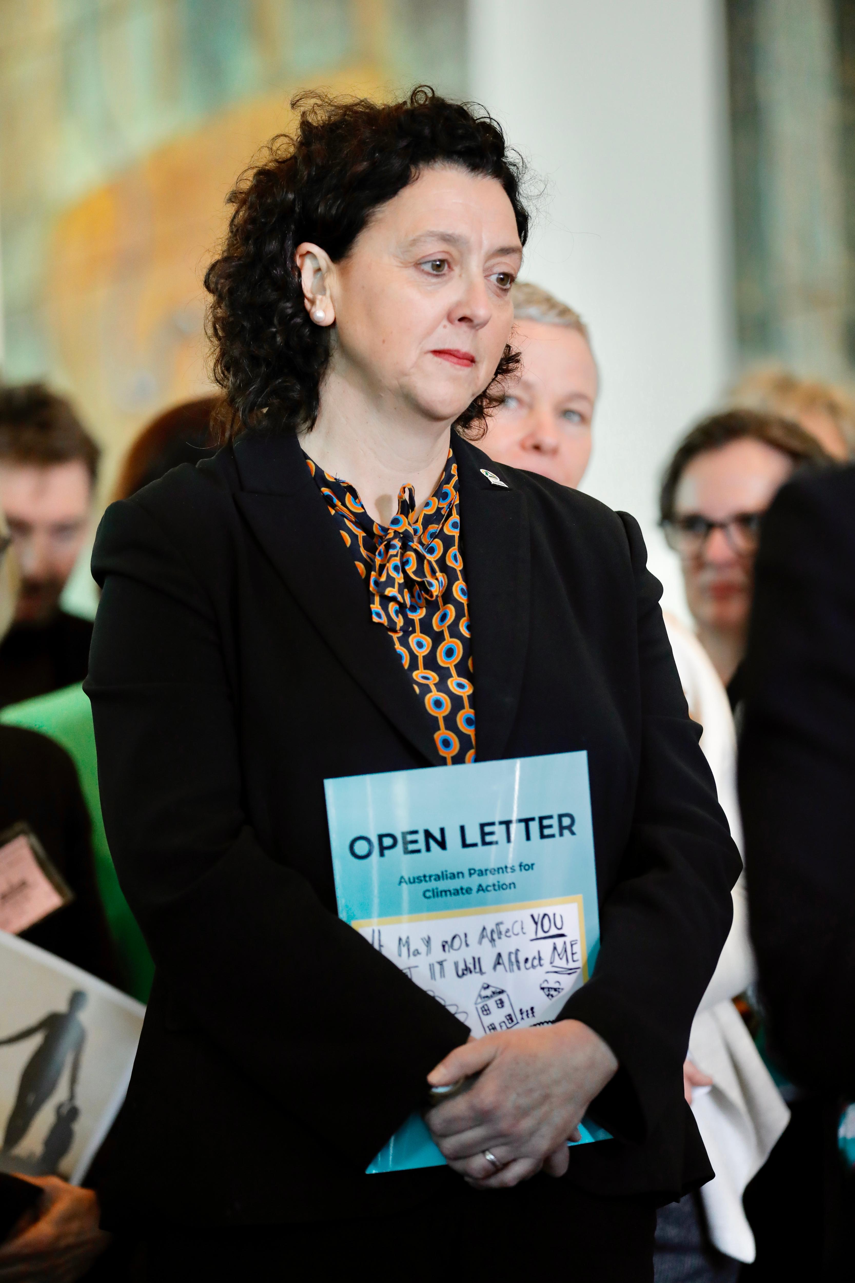 NT doctors and parents protest against Beetaloo fracking and Middle Arm ...