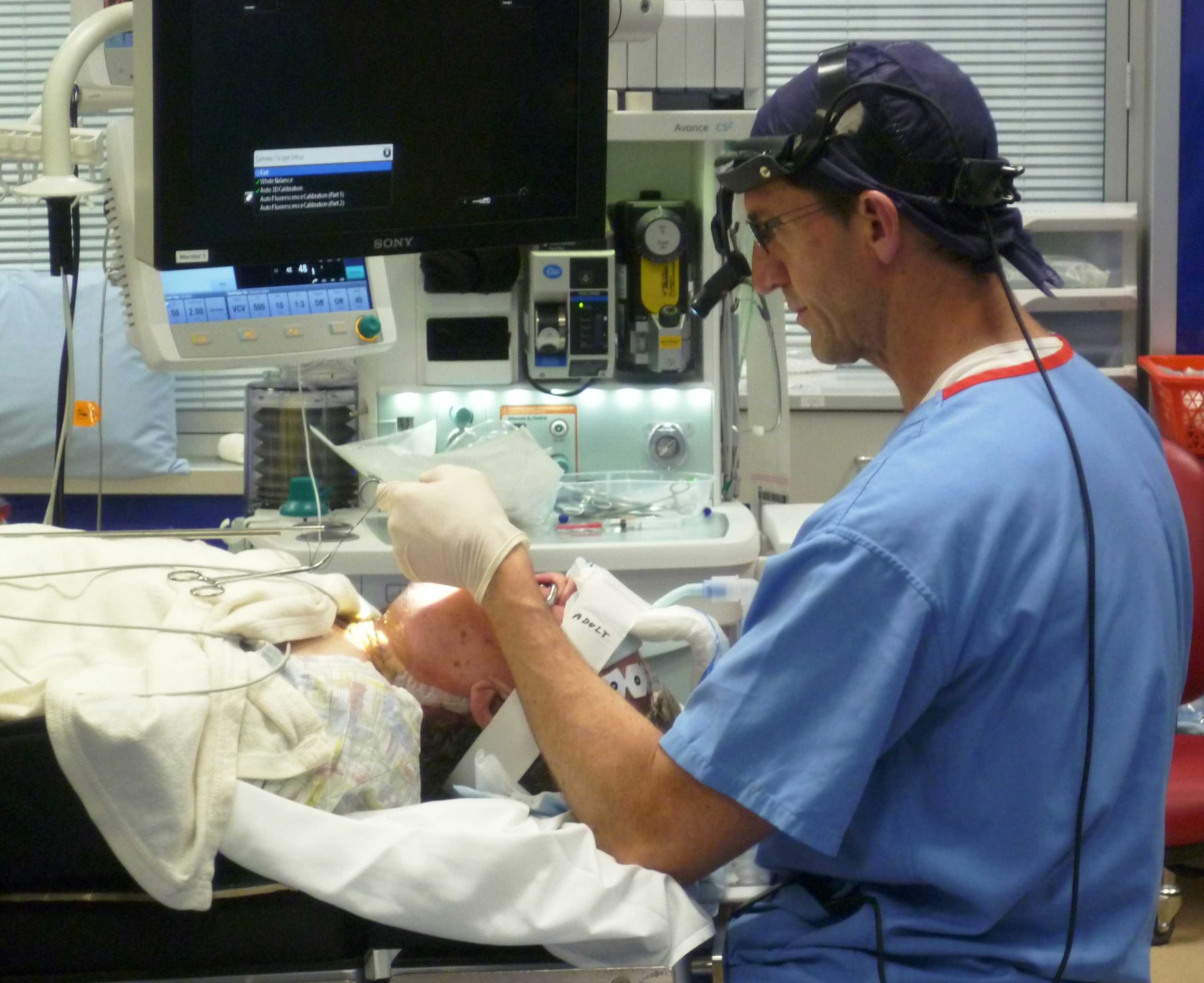 World-first robot surgery in Toowoomba gives cancer patient new voice ...