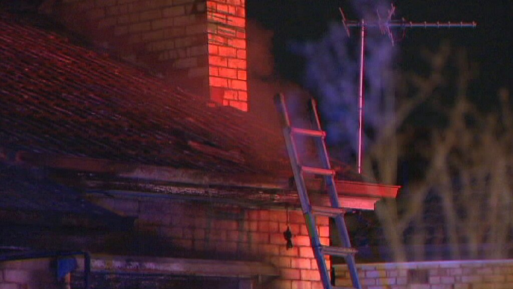 Woman dies after house fire in Adelaide's north - ABC News