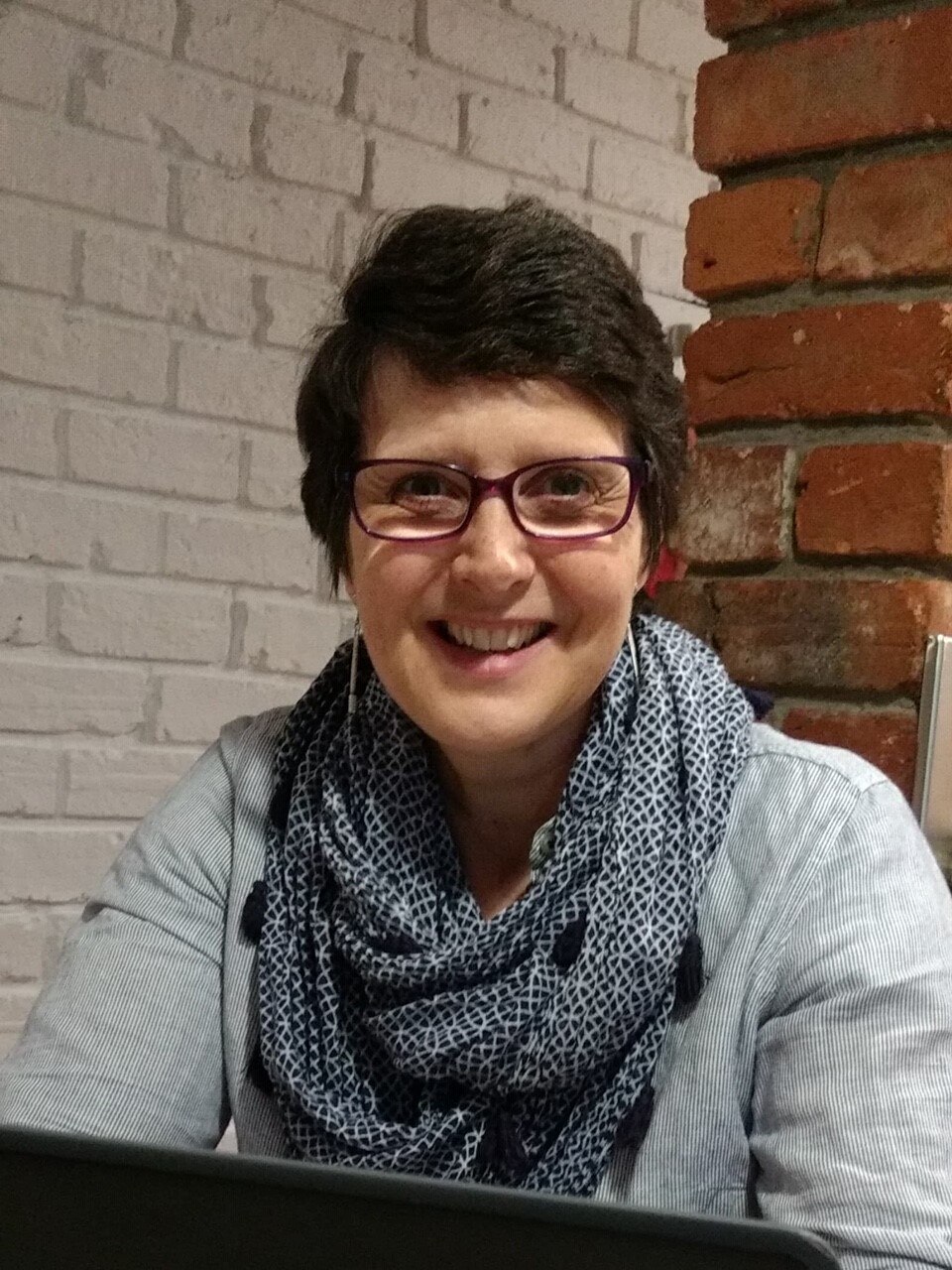 Mystery solved as volunteer who made coronavirus scrubs for nurse found ...