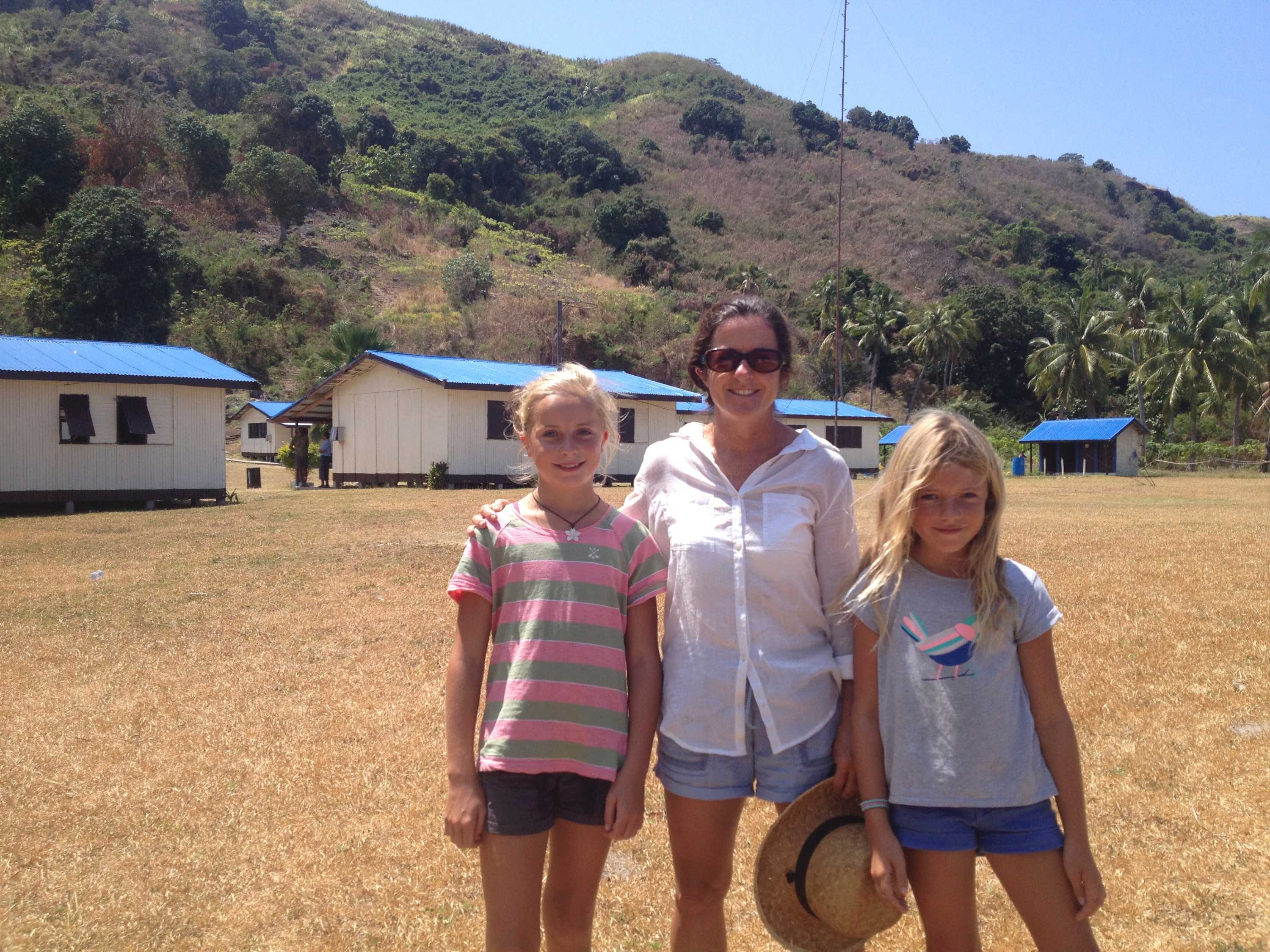 Tasmanian family hope to donate books to children in the Pacific after ...