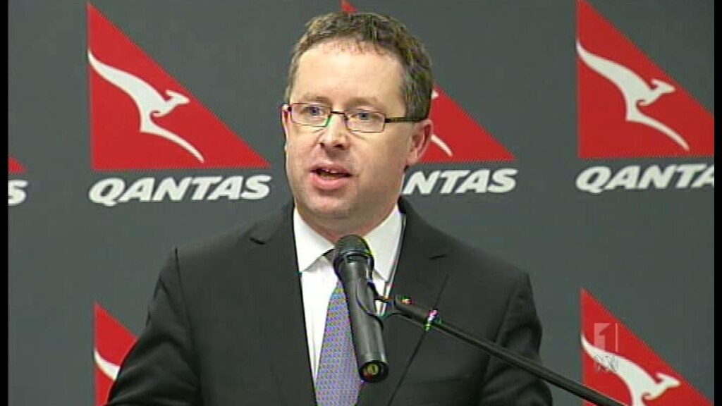 Qantas grounds all flights - ABC News