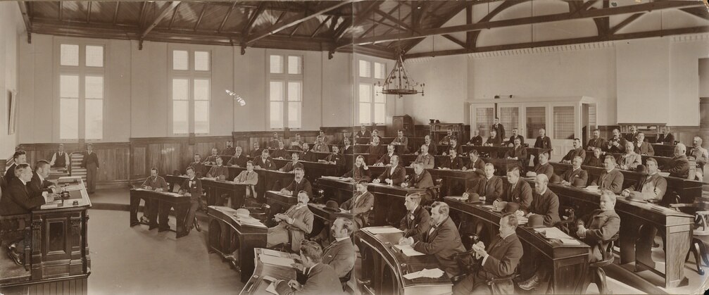Iconic buildings of Adelaide: Come inside the Stock Exchange - ABC News