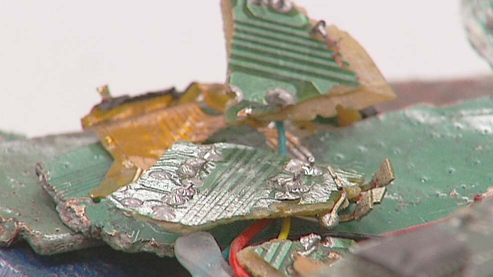 Researchers worried precious metals lost in e-waste recycling - ABC News
