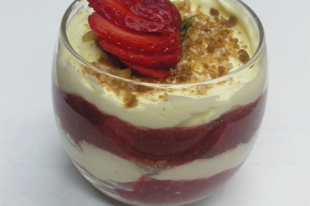 Strawberry and Rhubarb Trifle - ABC News