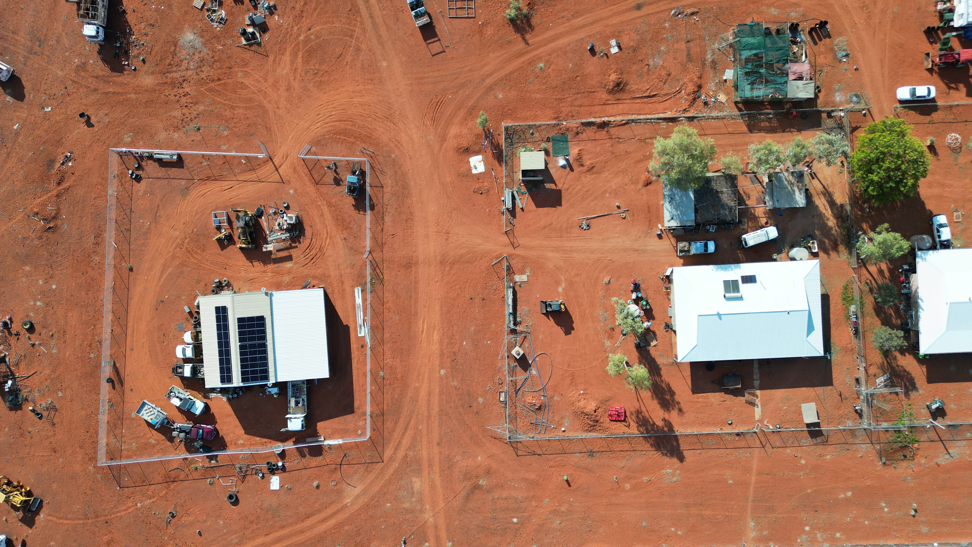 Remote outback communities go solar to protect food during wet season ...