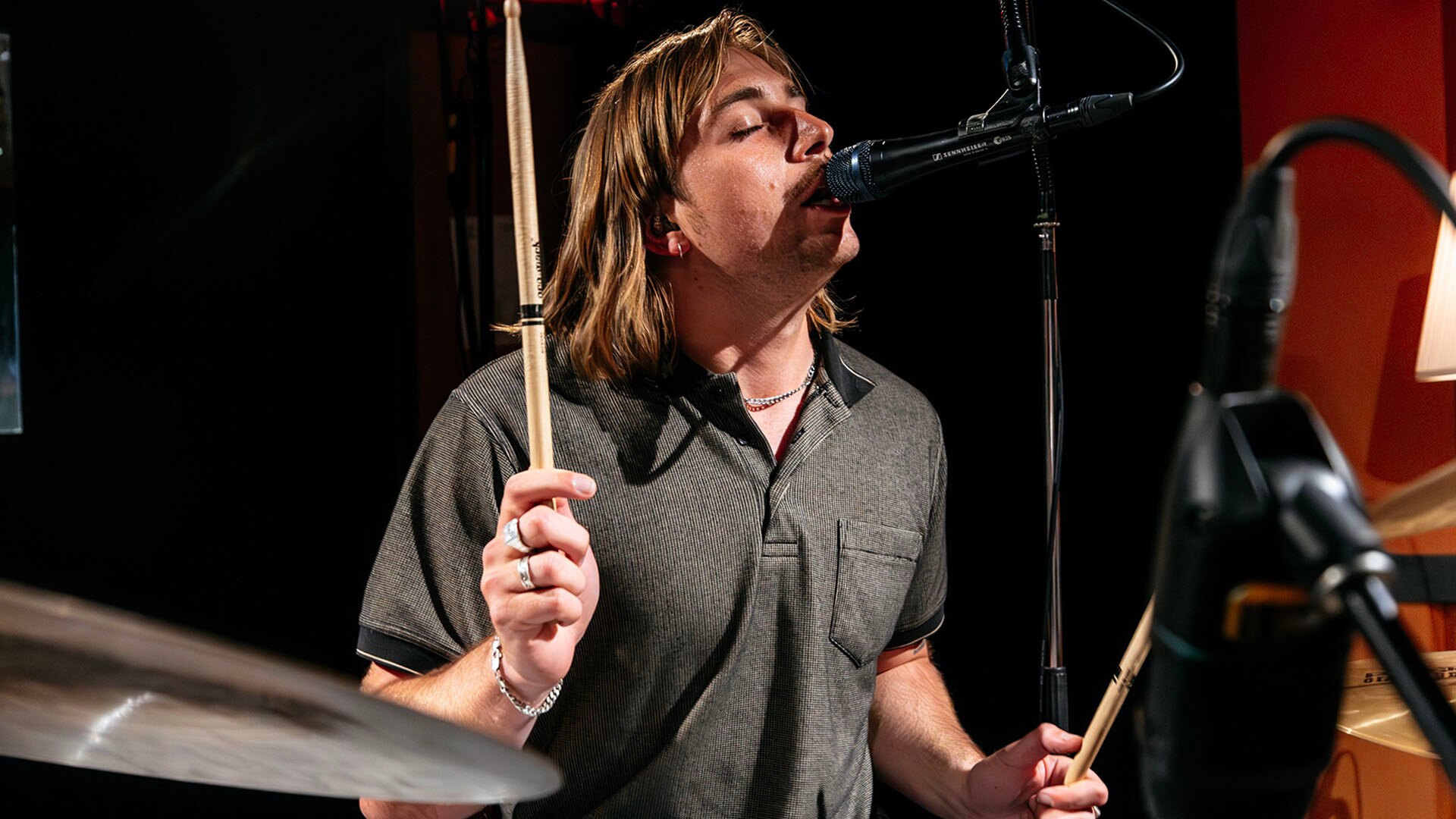 Surf Trash cover Faker’s ‘This Heart Attack’ for Like A Version - triple j