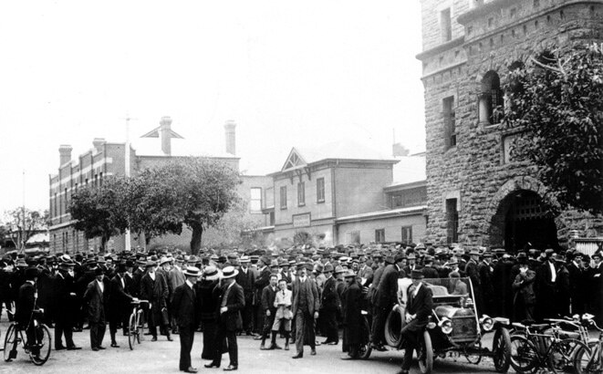 Architectural mishmash: the history of Perth's Old Swan Barracks - ABC News