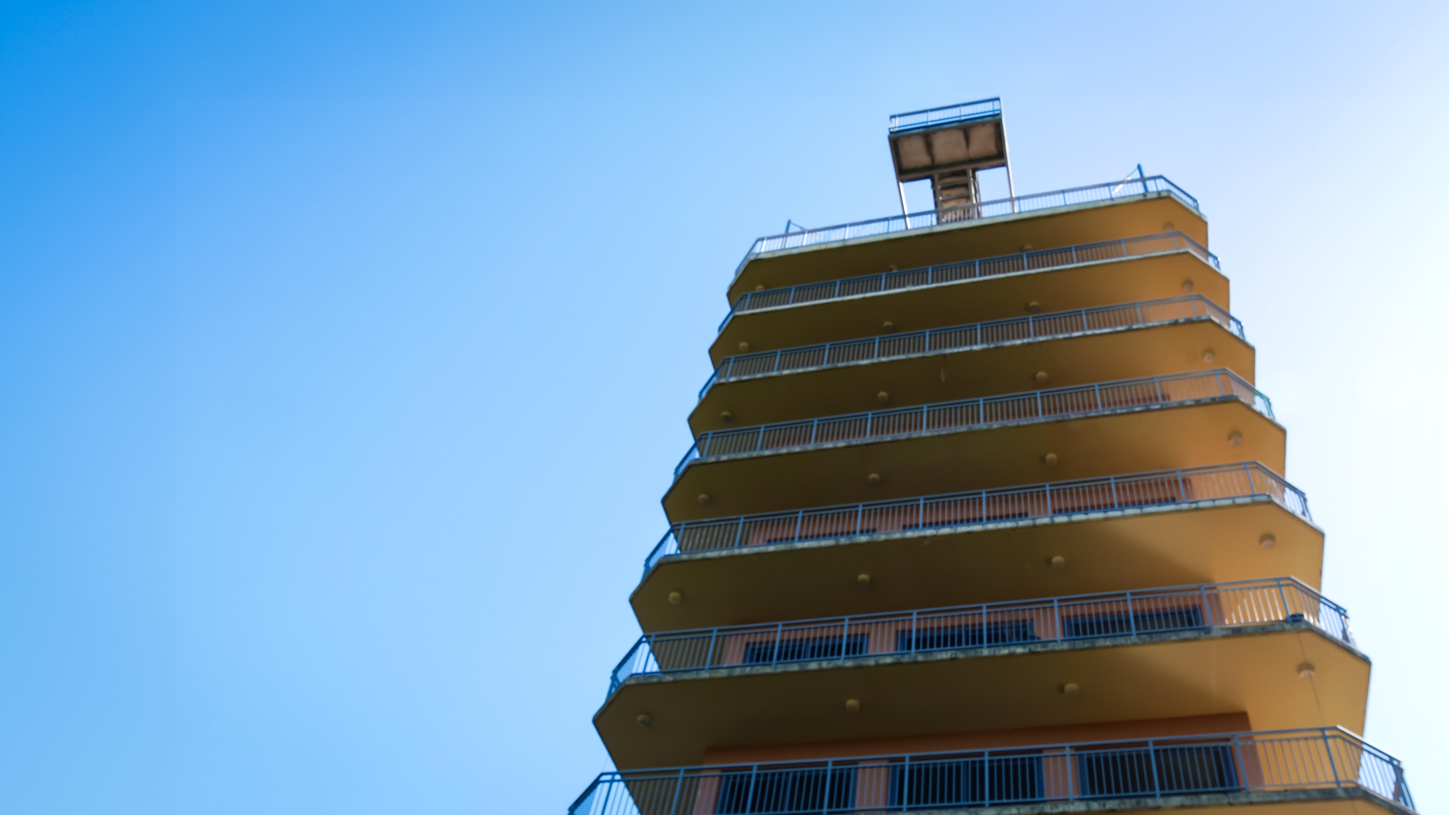 The inside story on Australia's tallest house - ABC listen