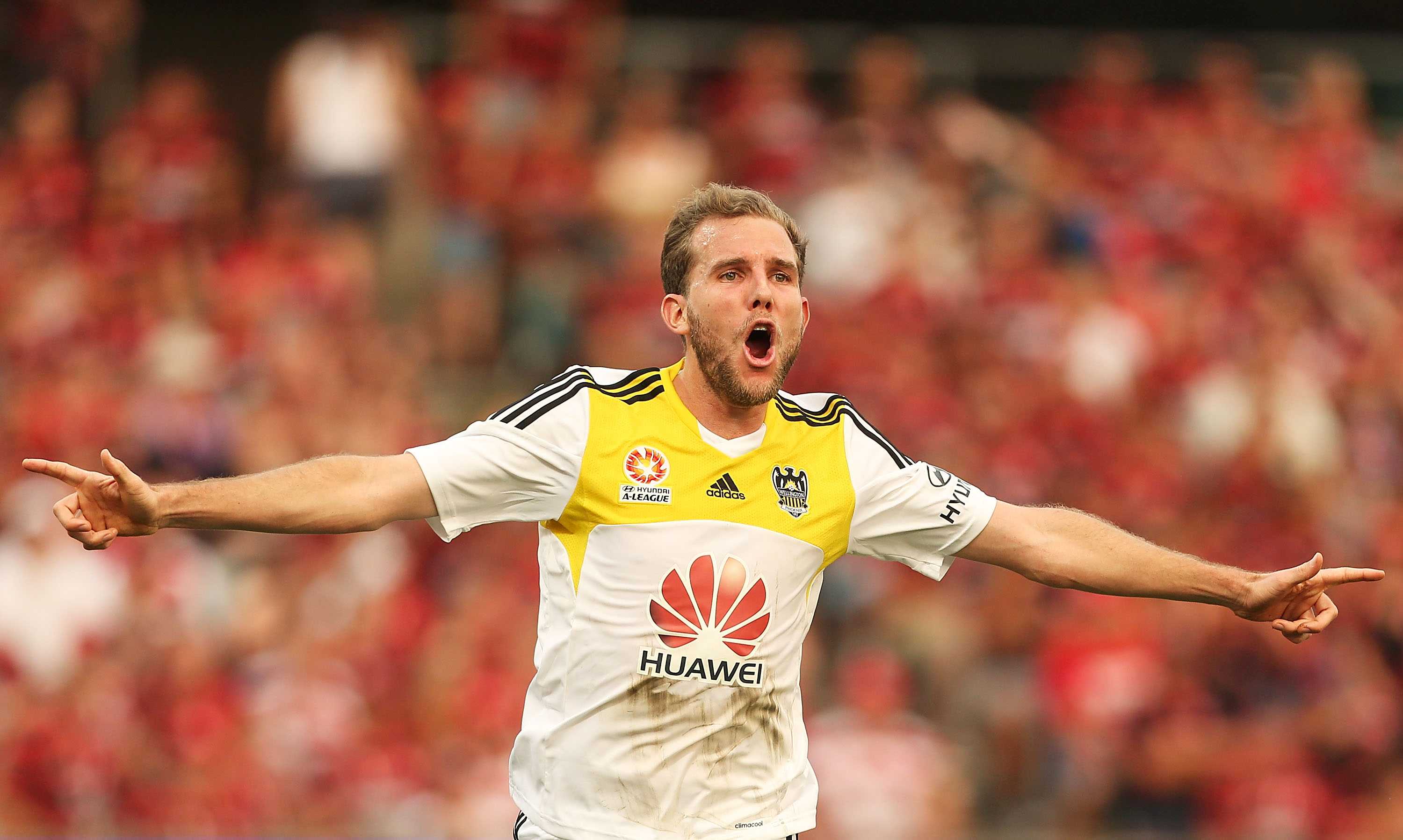 Wellington Phoenix's Jeremy Brockie signs for SuperSport United in ...