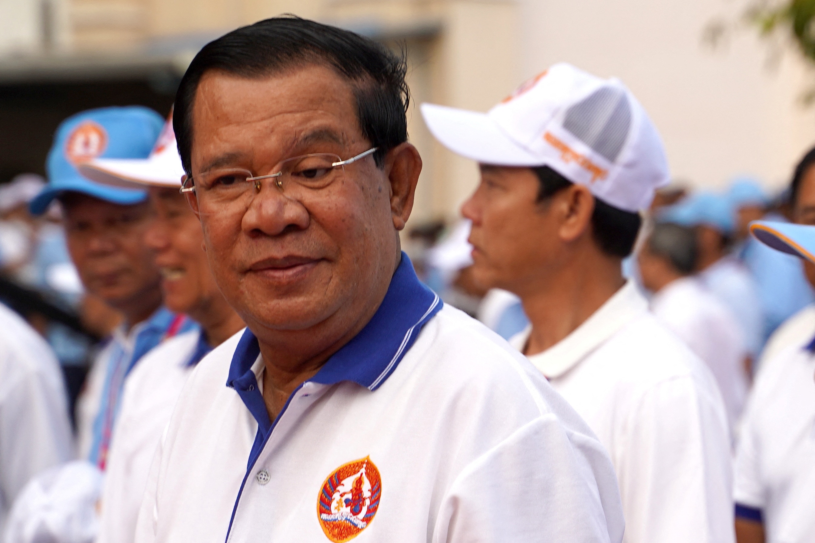 Cambodian Prime Minister Hun Sen announces handover of power to son Hun ...