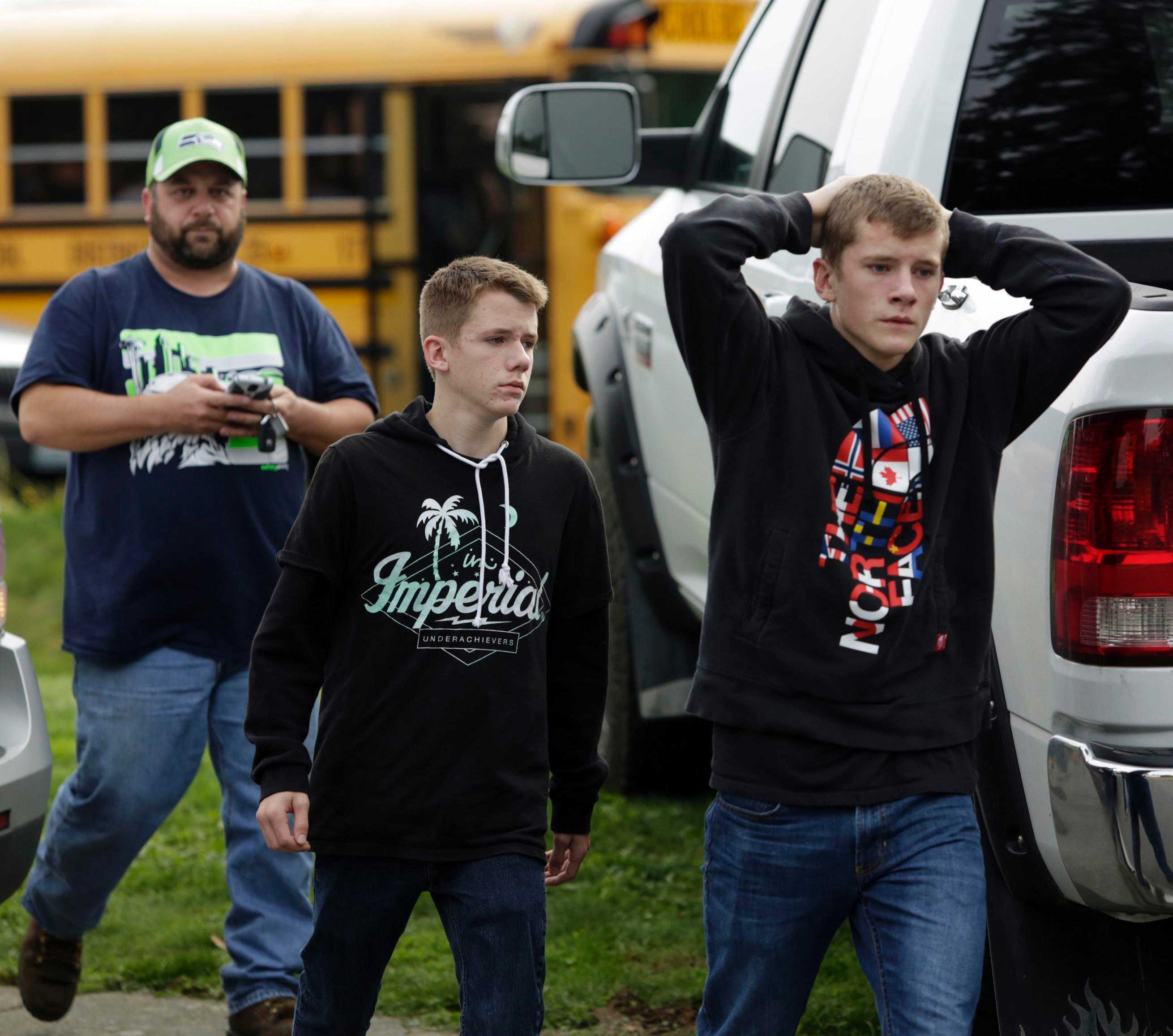 Marysville shooting: Two dead, three in critical condition after school ...