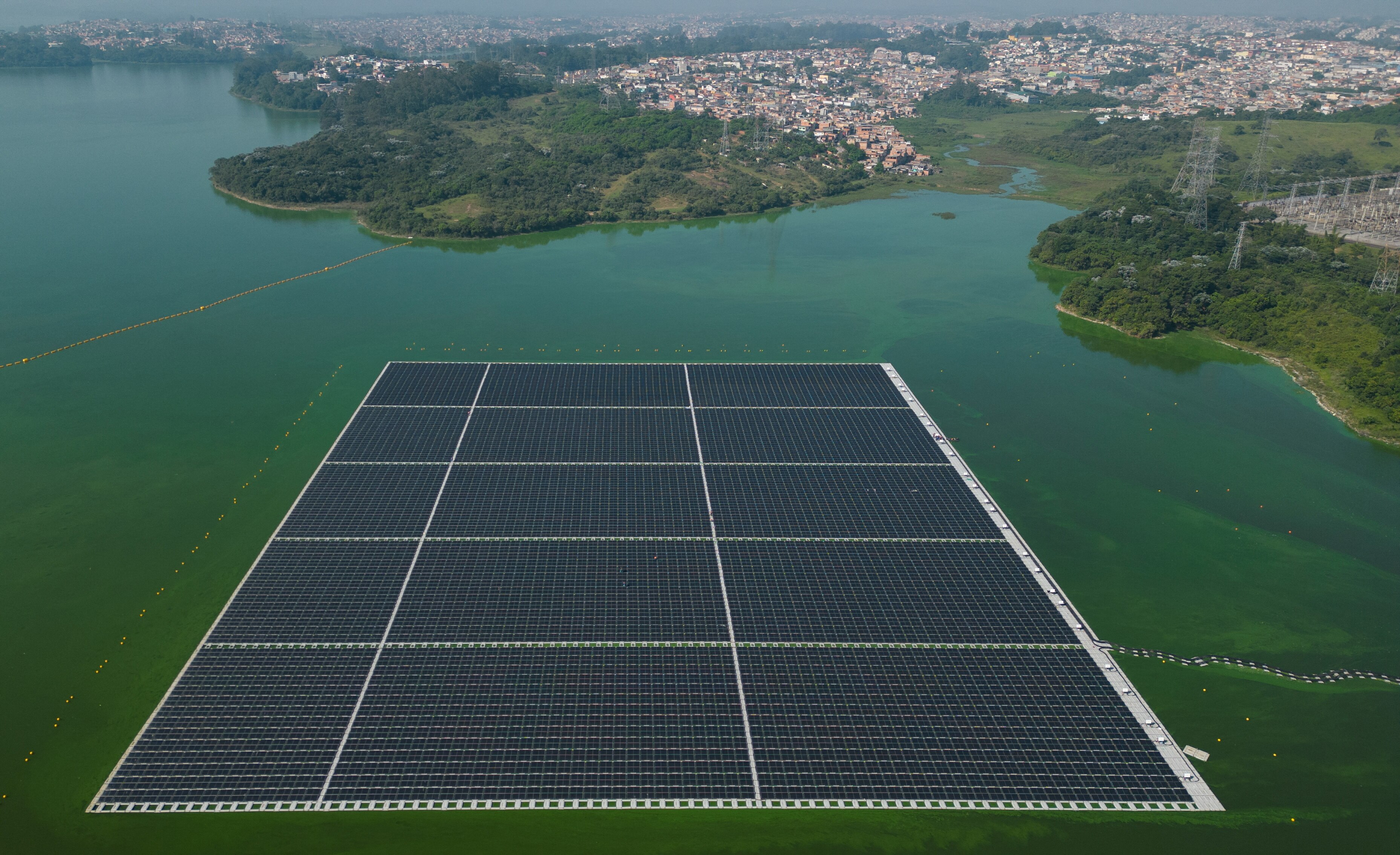 A survey of the world's solar panels shows a global energy boom - ABC News