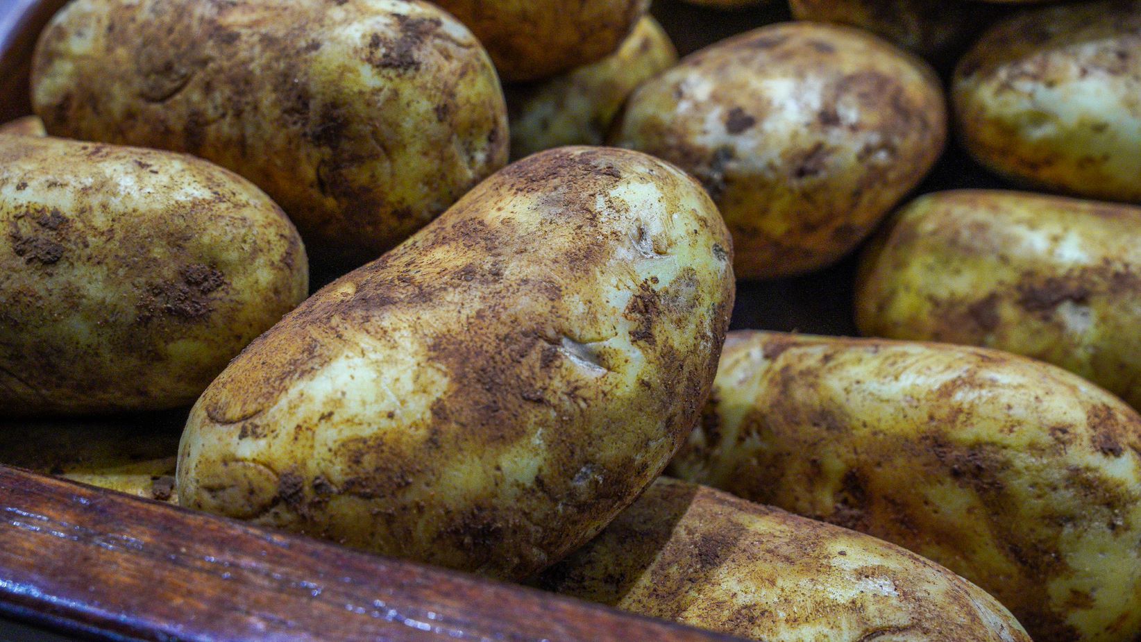 What's the best way to keep potatoes? Find out in less than two minutes ...