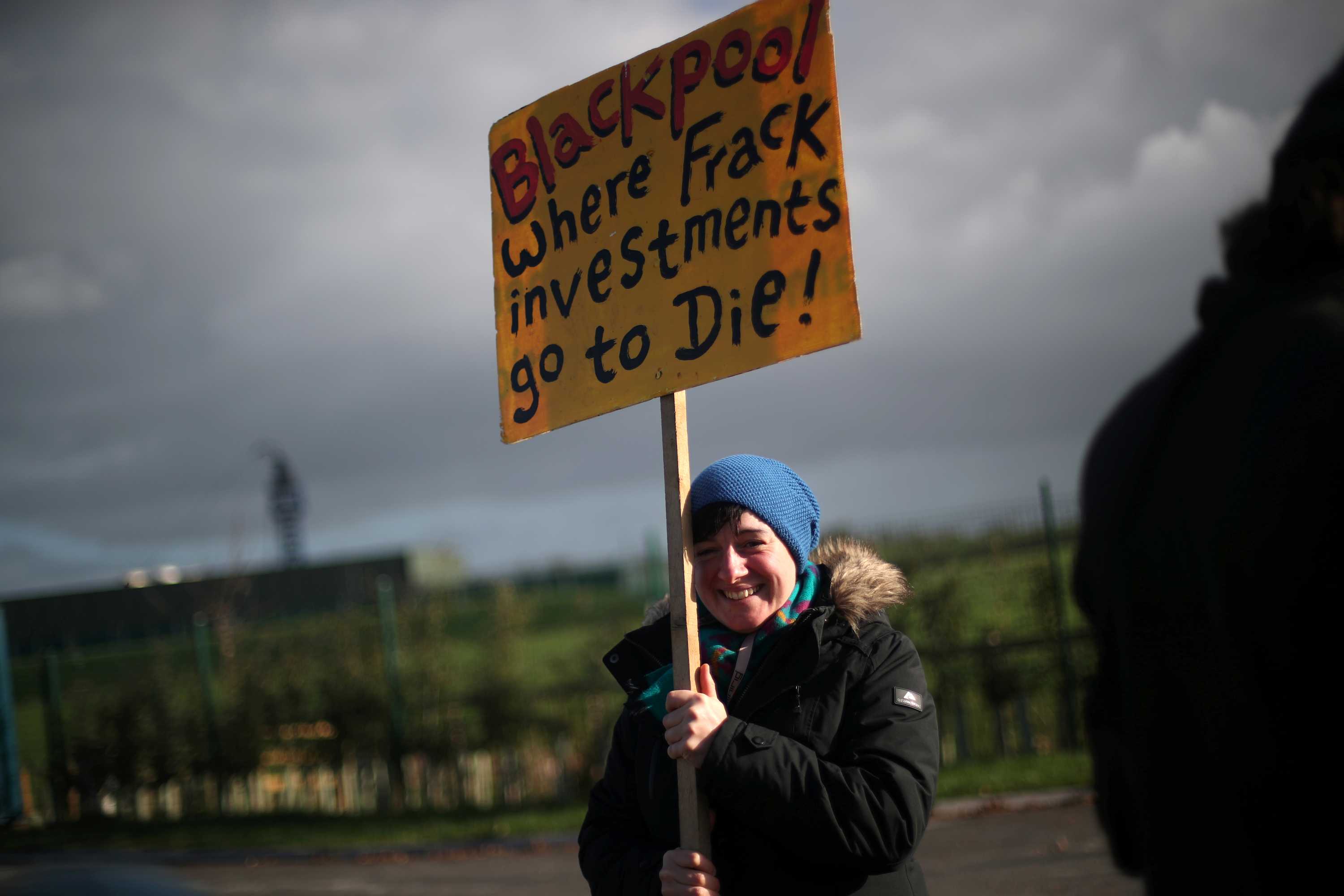 Britain bans fracking due to earthquake fears, says it will only resume ...