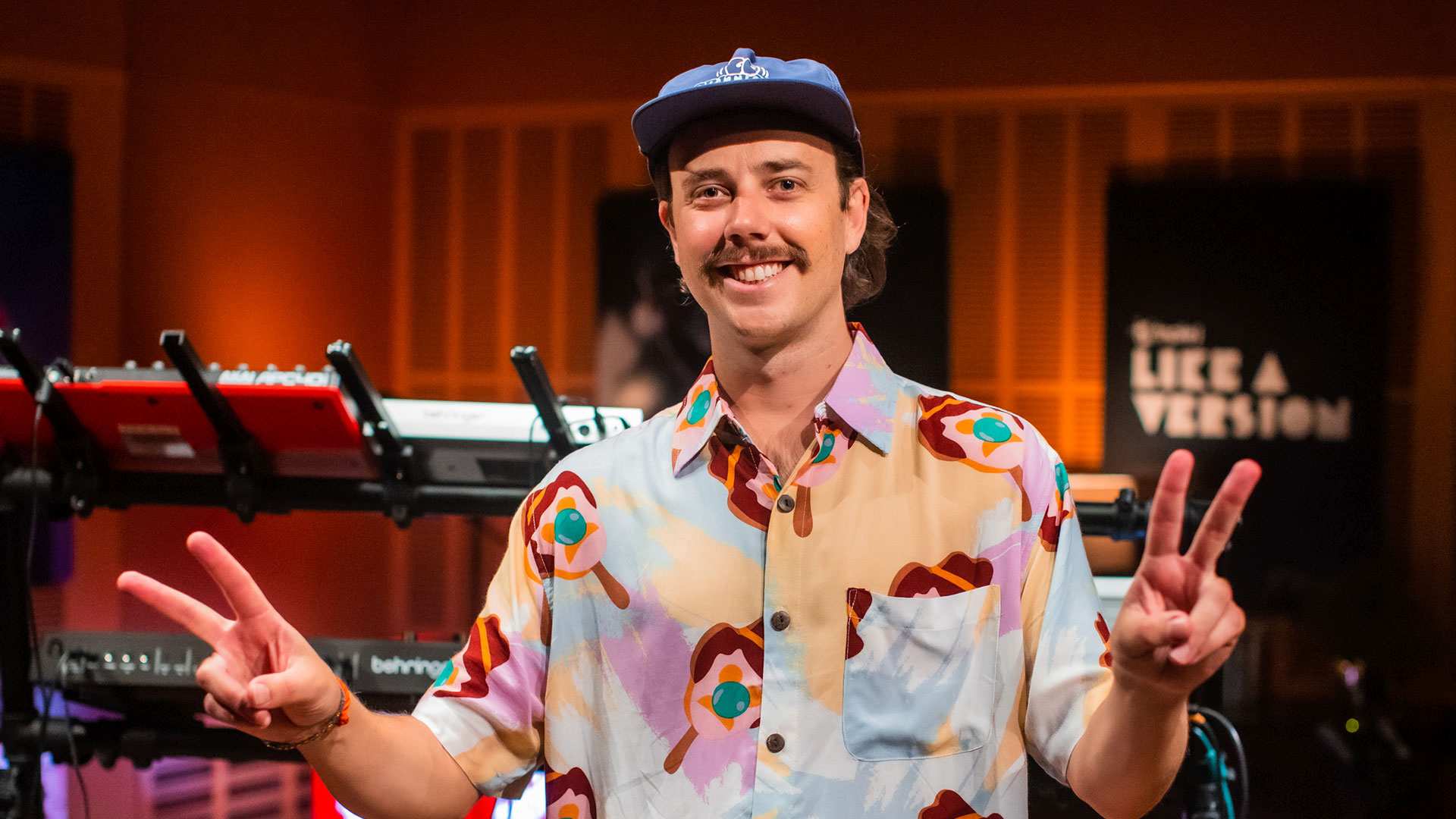 Dave Winnel - ‘CEO / Jungle Juice’ (live for Like A Version) - triple j