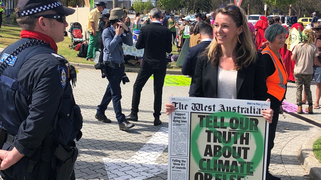 Extinction Rebellion protesters demonstrate outside West Australian ...