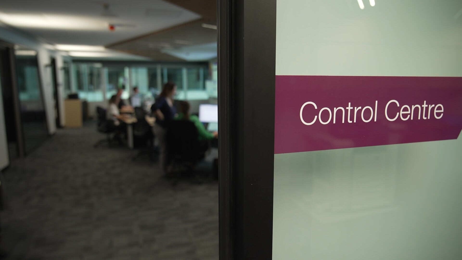 Inside the Australian Electoral Commission control centre on referendum ...