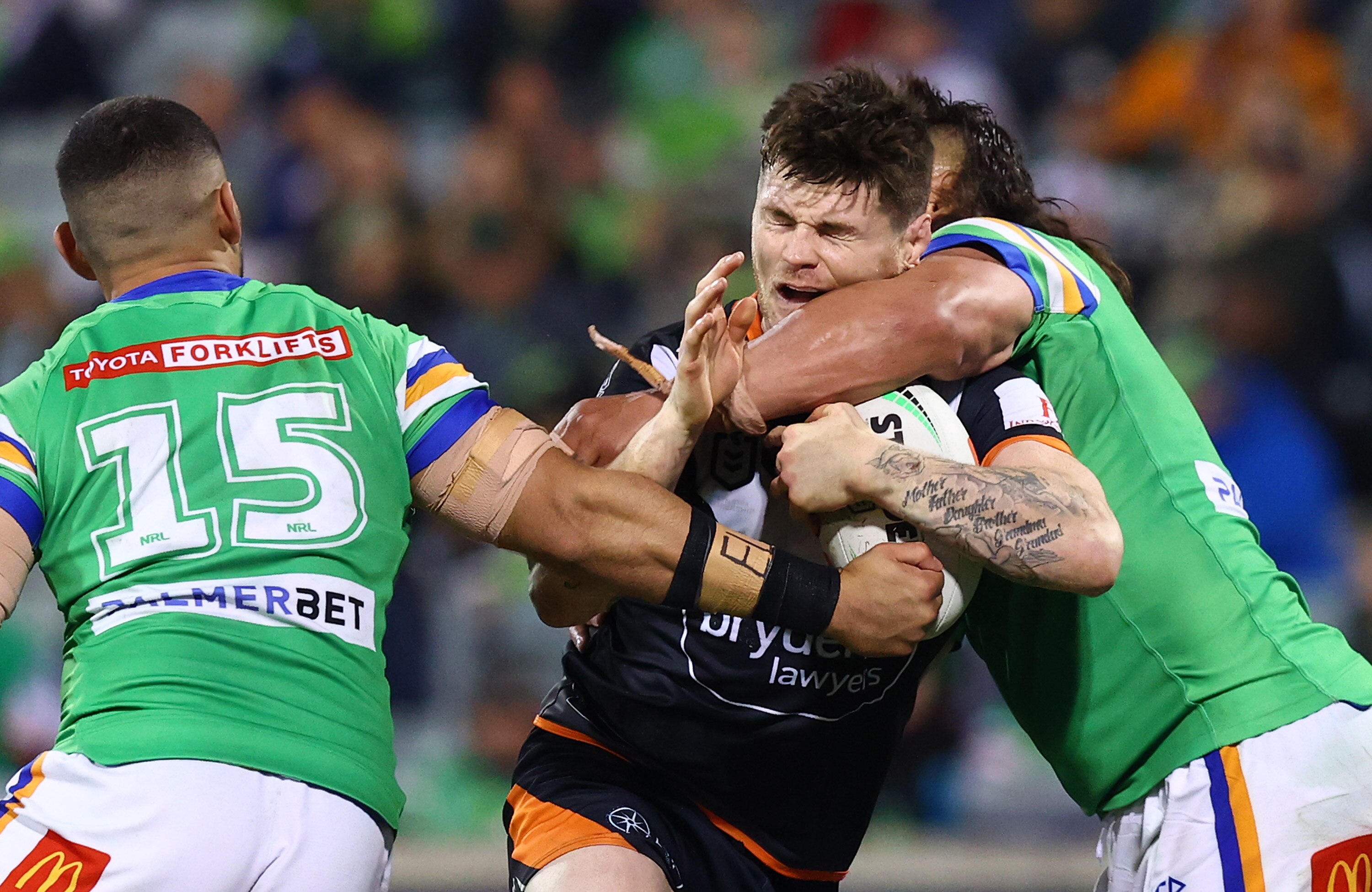 Raiders hold off Tigers 22-18 in dramatic NRL finish, Eels prevail ...