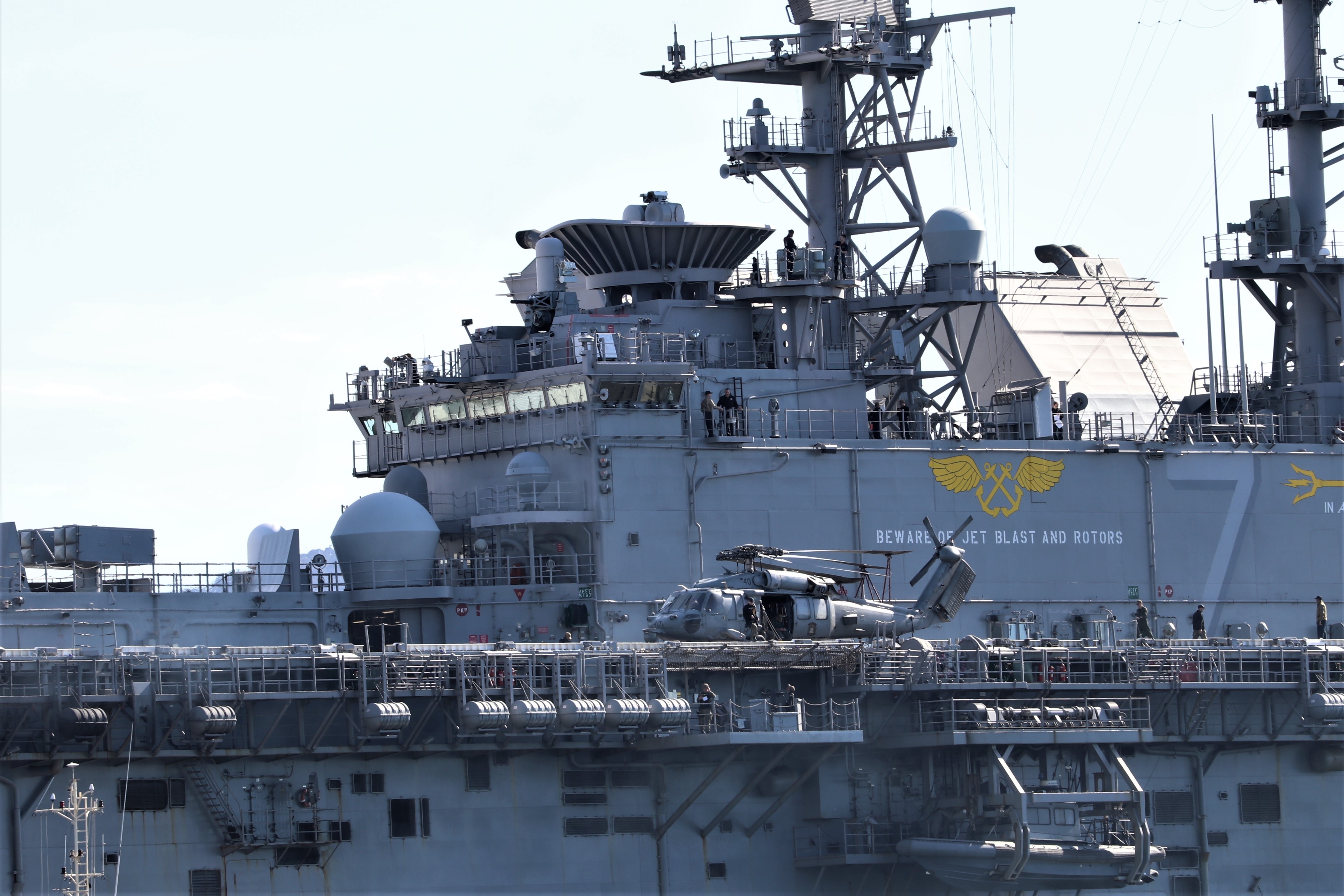 US Navy arrives in Hobart as USS Tripoli amphibious assault ship docks ...