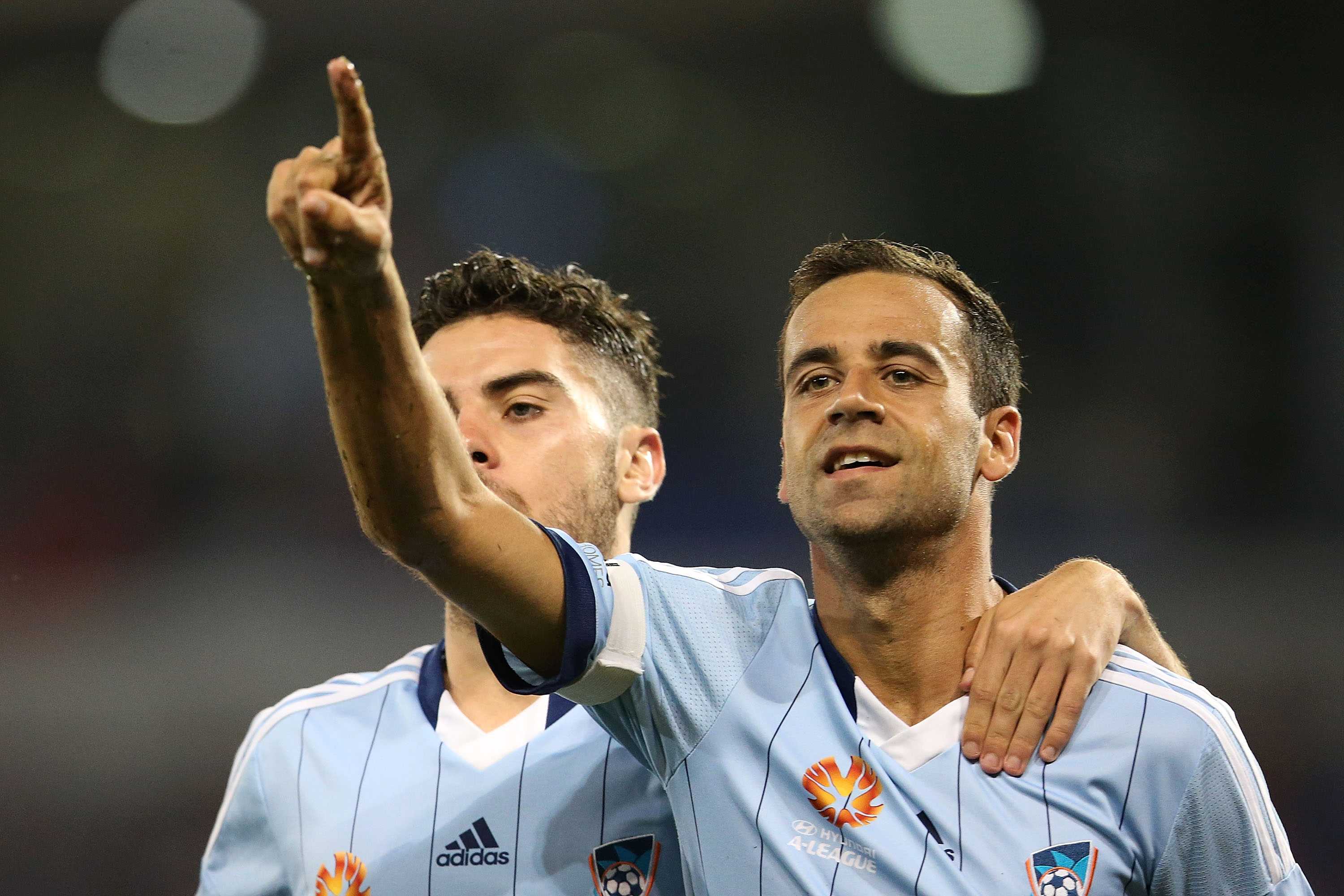 Alex Brosque not planning to retire after Sydney FC's A-League finals ...