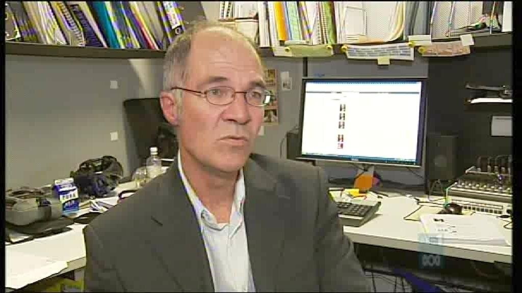 Rocks thrown at anti-abortion poll campaigner - ABC News