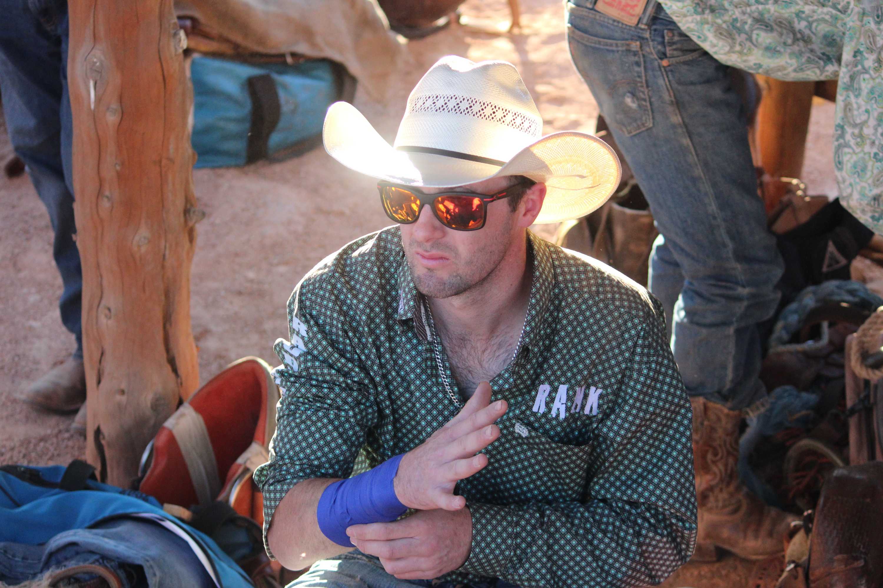 Carrieton 2015: Cowboys light up Christmas in outback SA - ABC News