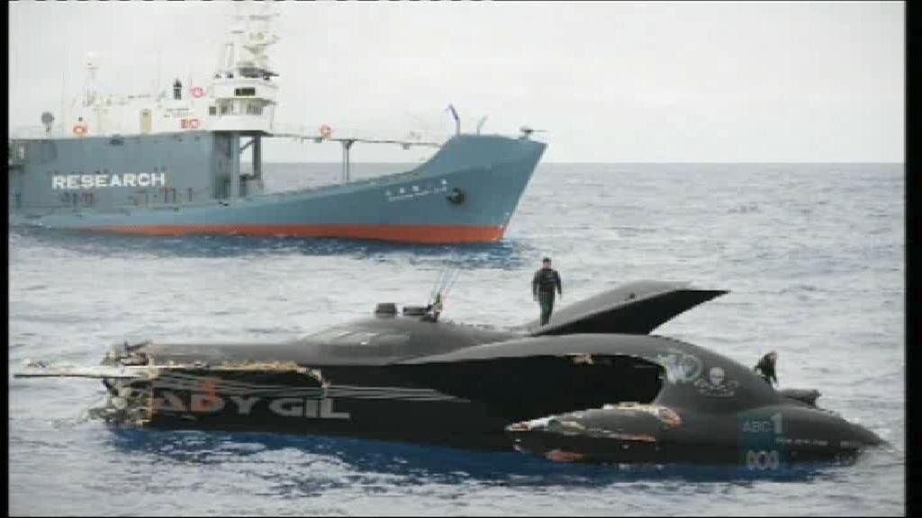 Ady Gil sinks while under tow - ABC listen