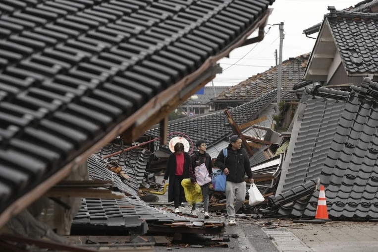 Japan earthquake death toll rises to 84 as search for survivors in ...
