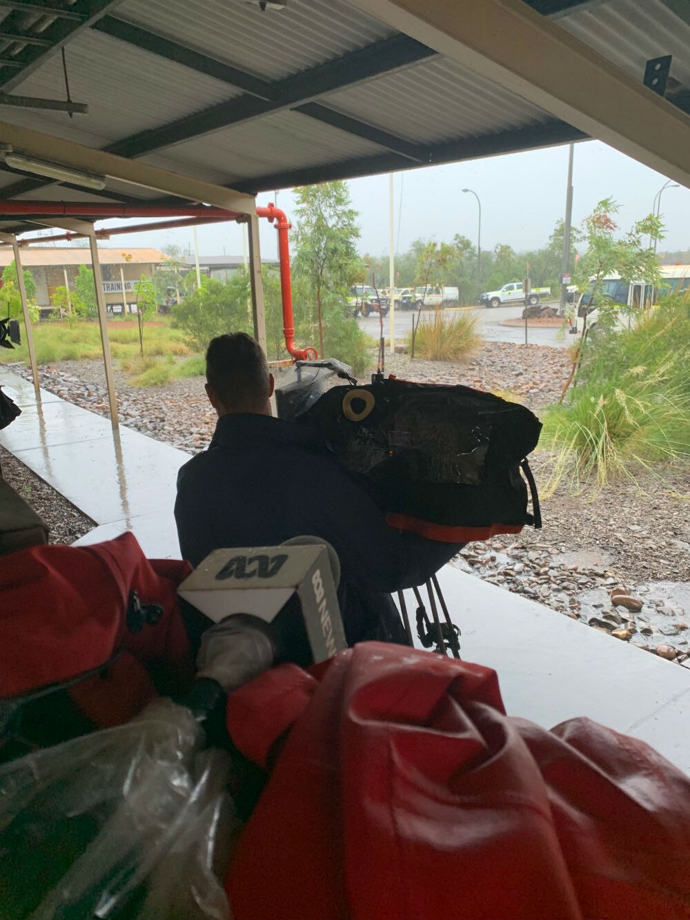 Ten hours in a bunker reporting on Cyclone Trevor - ABC News