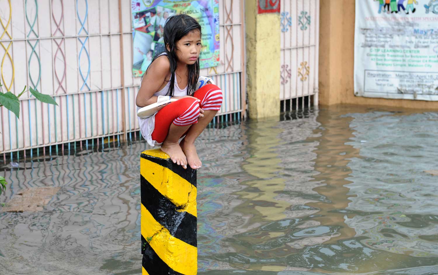 More than 1 million battle Philippine floods - ABC News