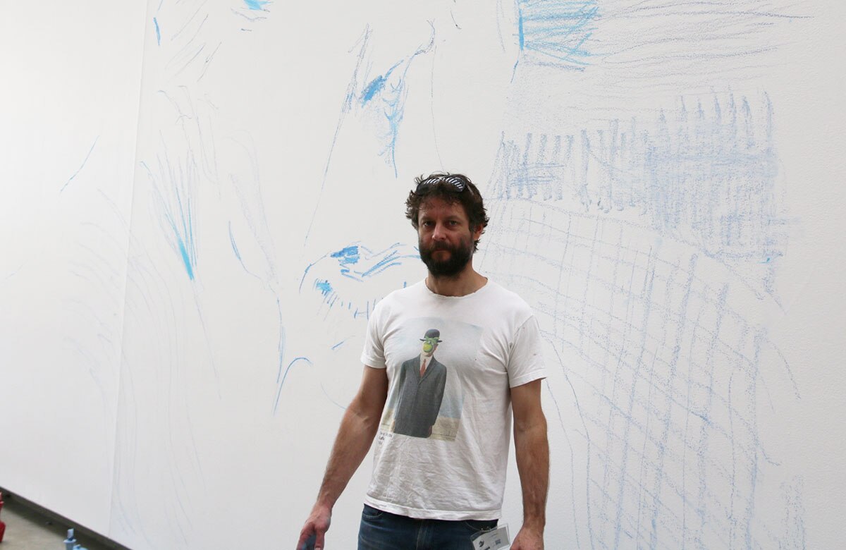 Australian artist Ben Quilty creates his exhibition at GOMA - ABC News