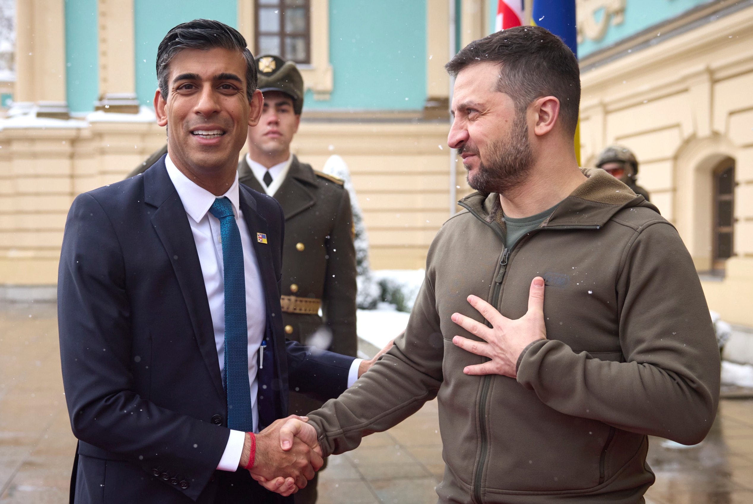 British Prime Minister Rishi Sunak visits Kyiv, announces new $89 ...