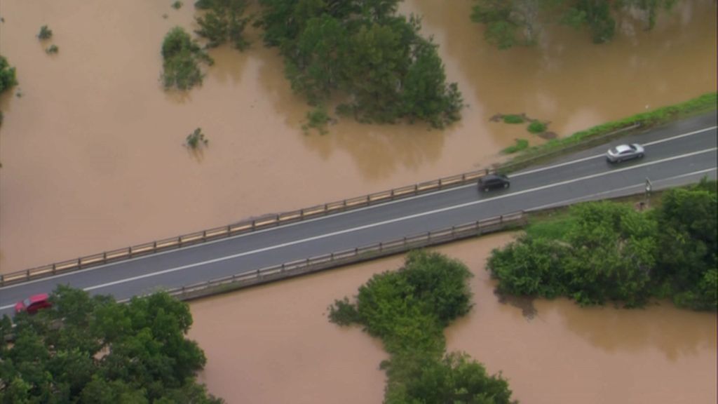 Qld braces for more wet weather after 400mm of rain recorded overnight ...