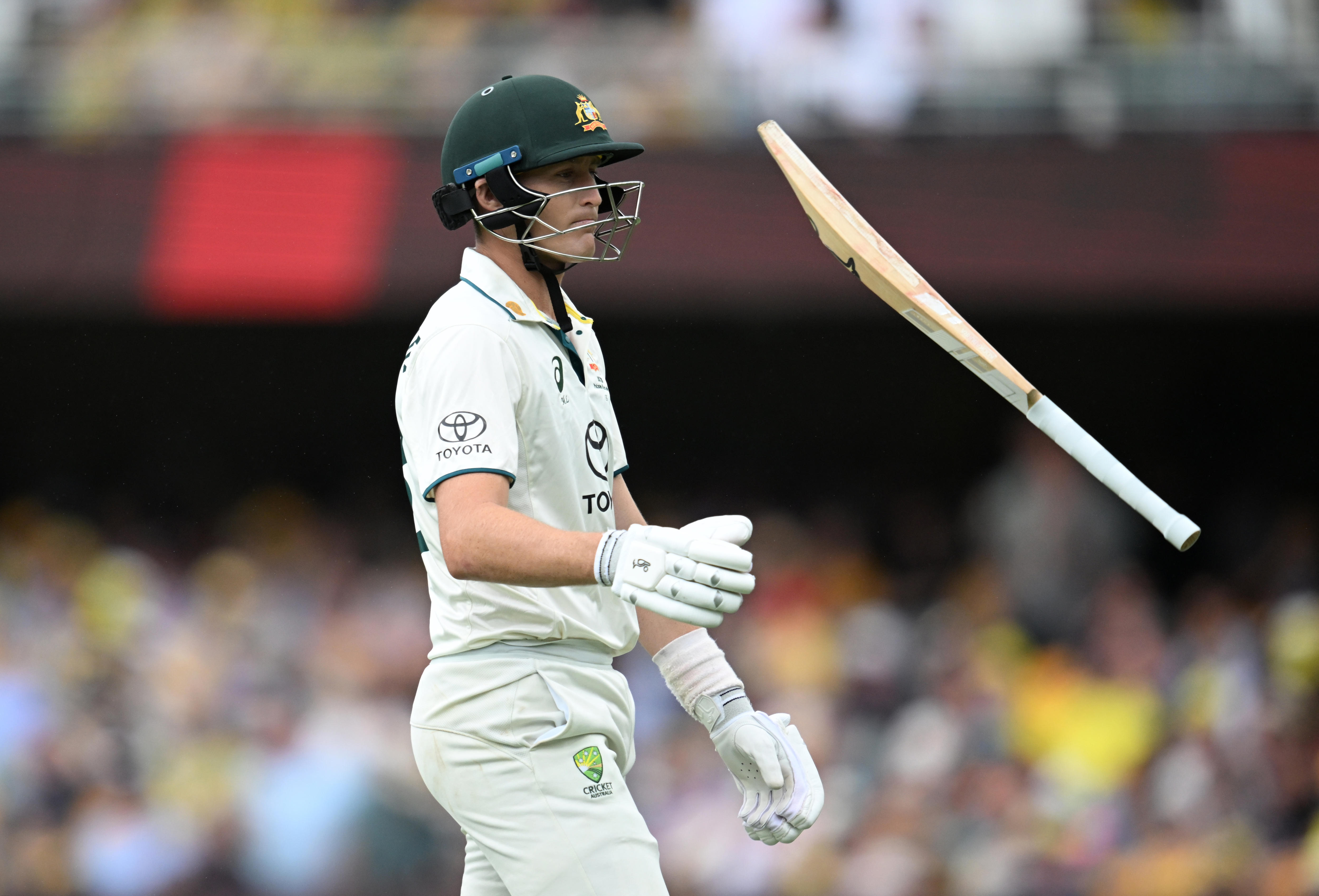 Five quick hits — Australia's stunning collapse, Alex Carey's spinning ...