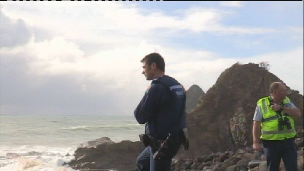 Climbers missing at sea after cliff fall - ABC News