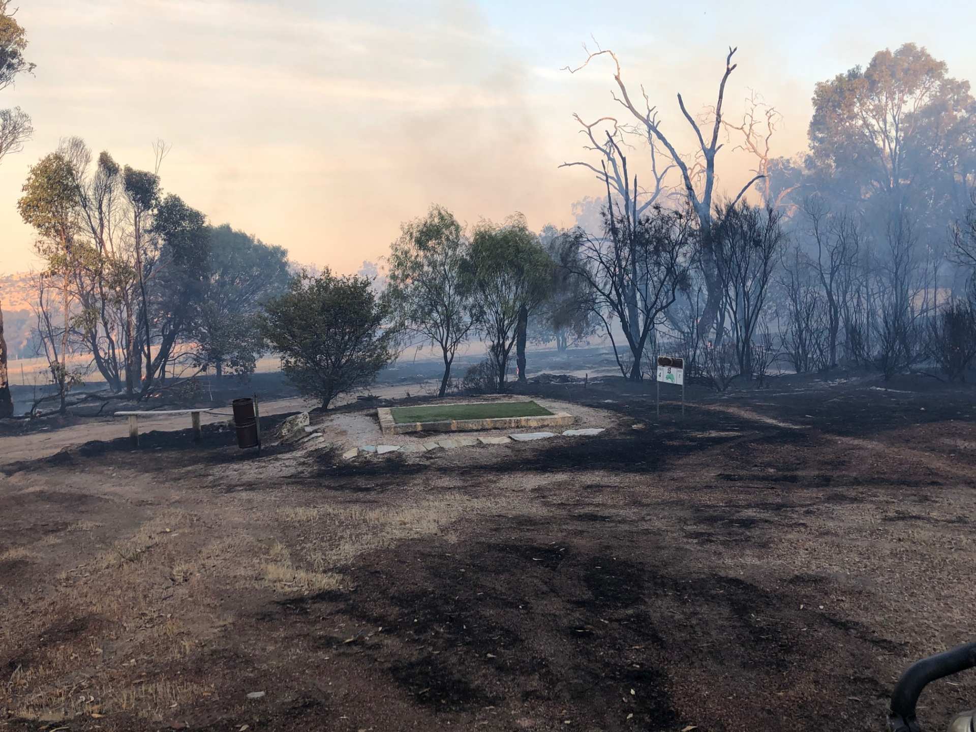 Yanchep bushfire emergency eases after petrol station engulfed in ...
