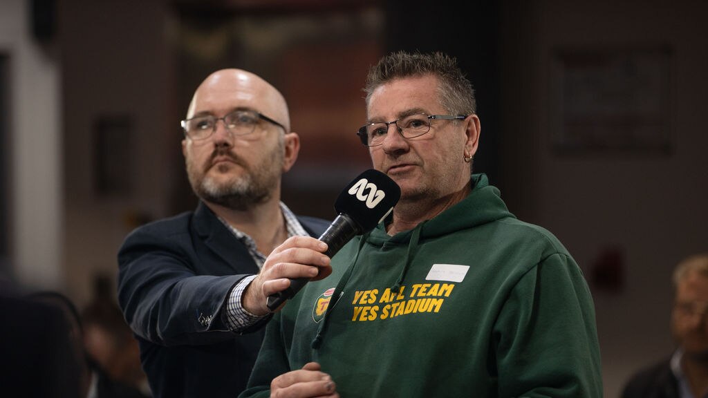 ABC hosts forum on Hobart stadium - ABC News