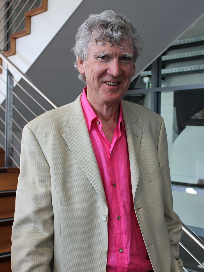 Playwright David Williamson's take on Rupert Murdoch - ABC listen