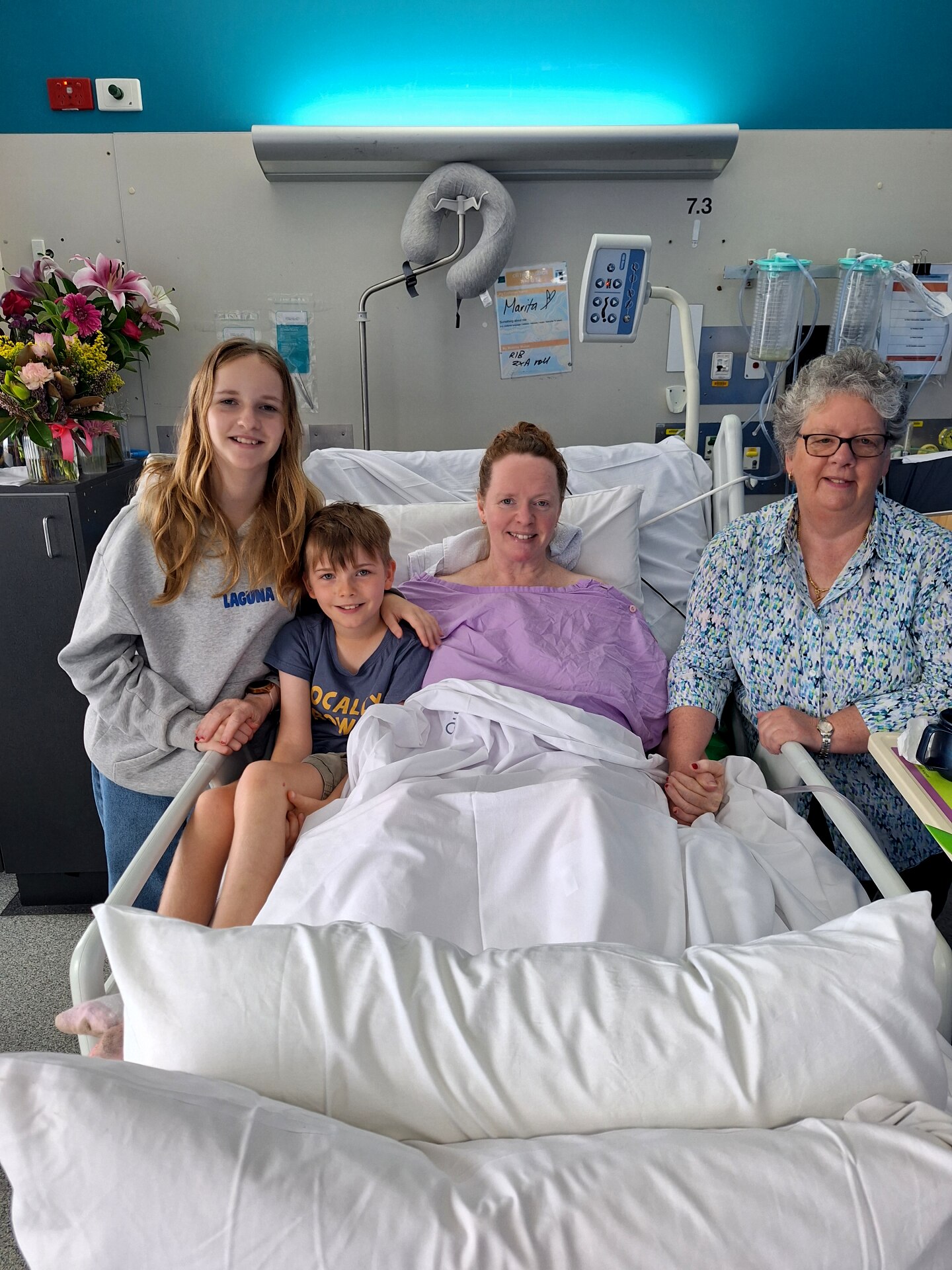 British emergency doctor, mystery woman come to aid of Noosa mum with ...