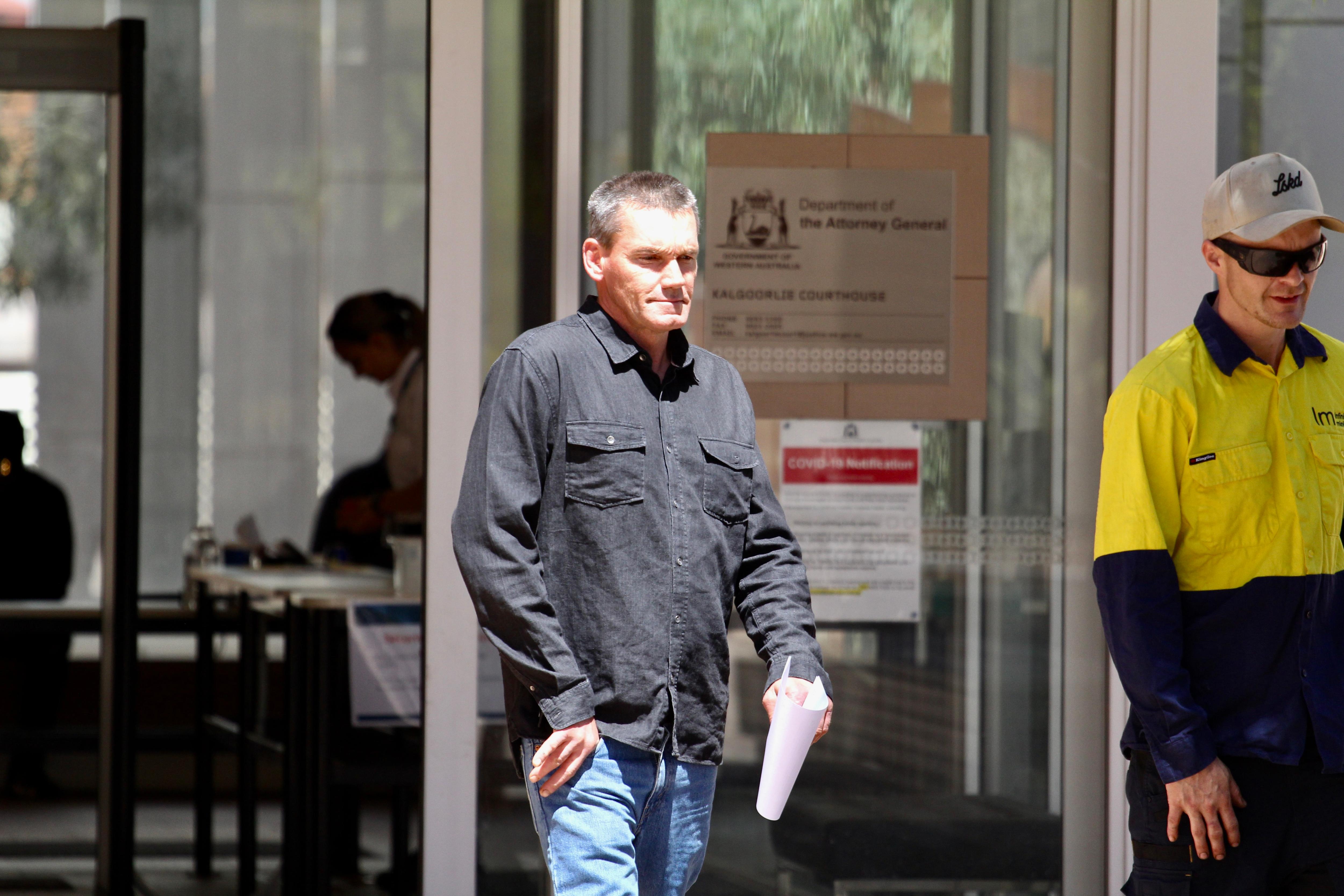 Police reviewing forensics 'error' that saw alleged gold thieves walk ...