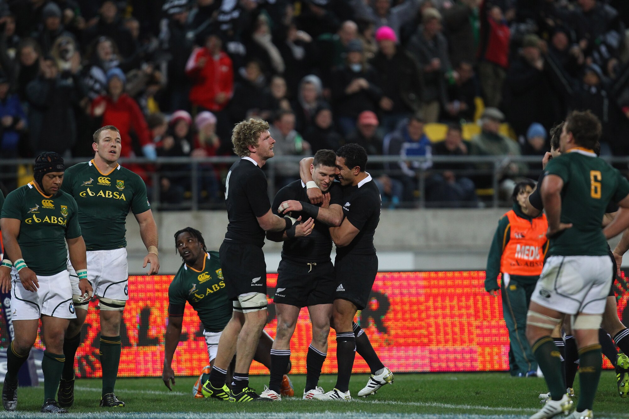 All Blacks trounce Springboks - ABC News