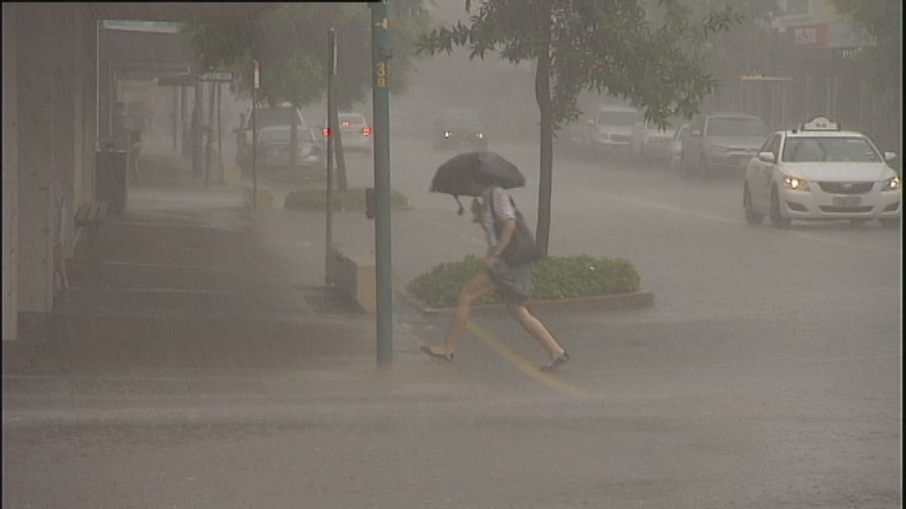 Record November rainfall for Darwin - ABC News
