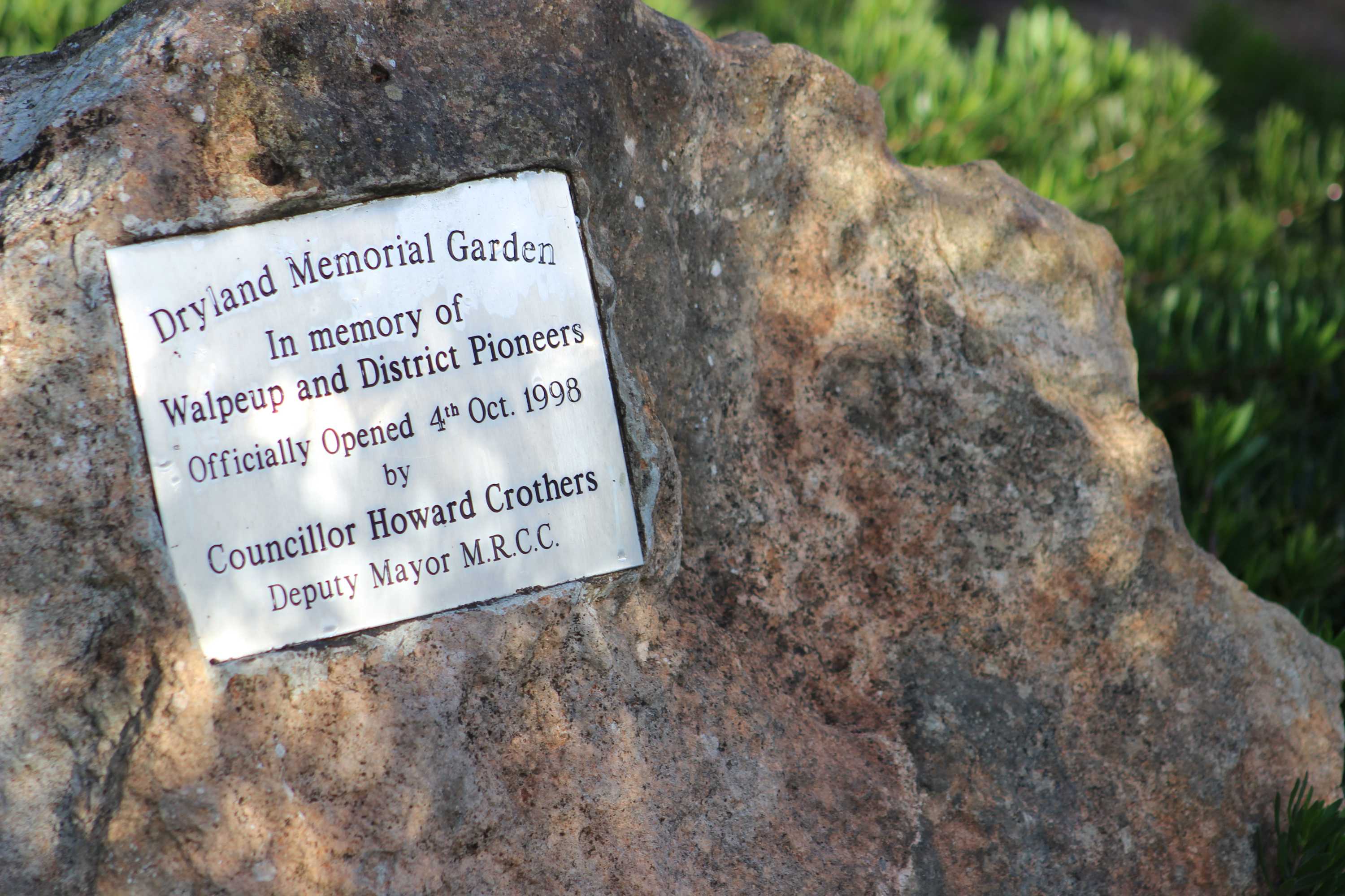 Walpeup Dryland Memorial Garden - ABC Radio National