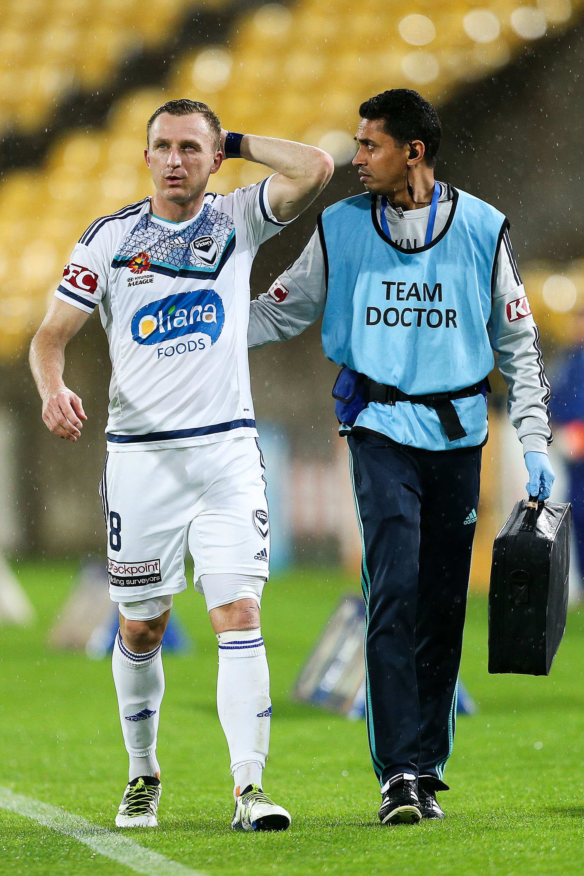 Besart Berisha to miss Melbourne Victory A-League final after red card ...