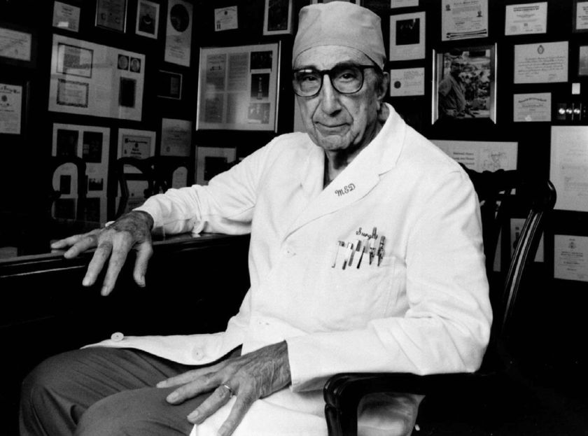 Pioneering heart surgeon DeBakey dies - ABC News