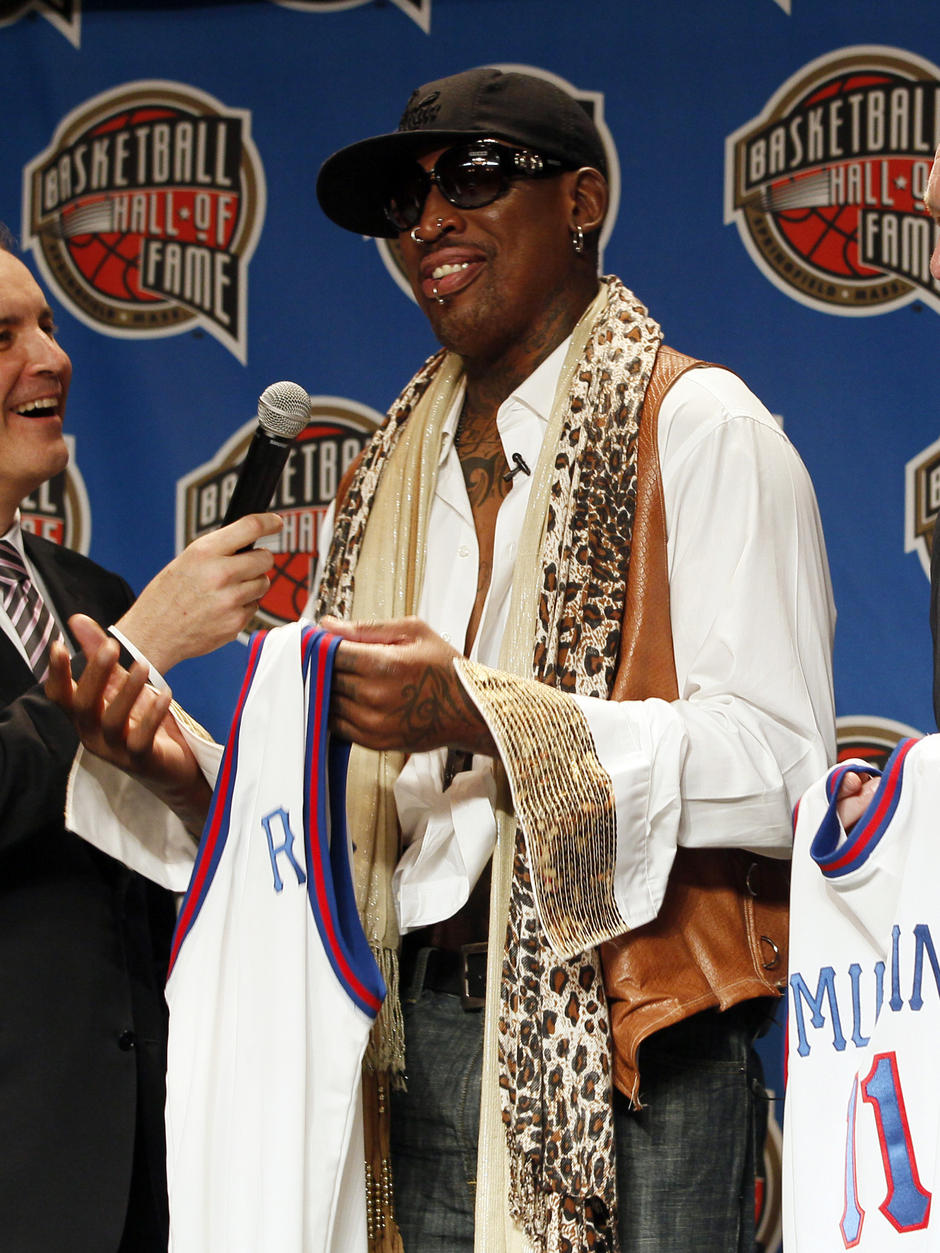 Dennis Rodman arrives in episodes 3 and 4 of Michael Jordan documentary ...