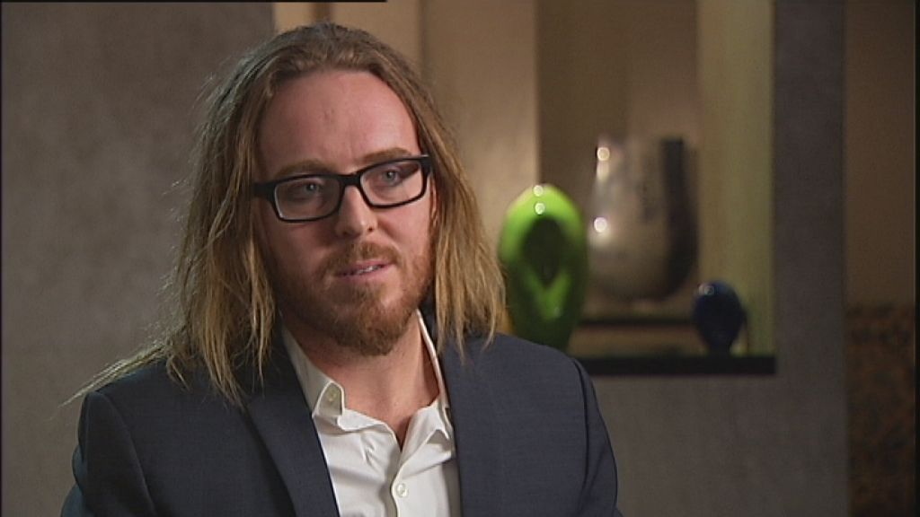 Tim Minchin talks ginger, Matilda and Tony - ABC News